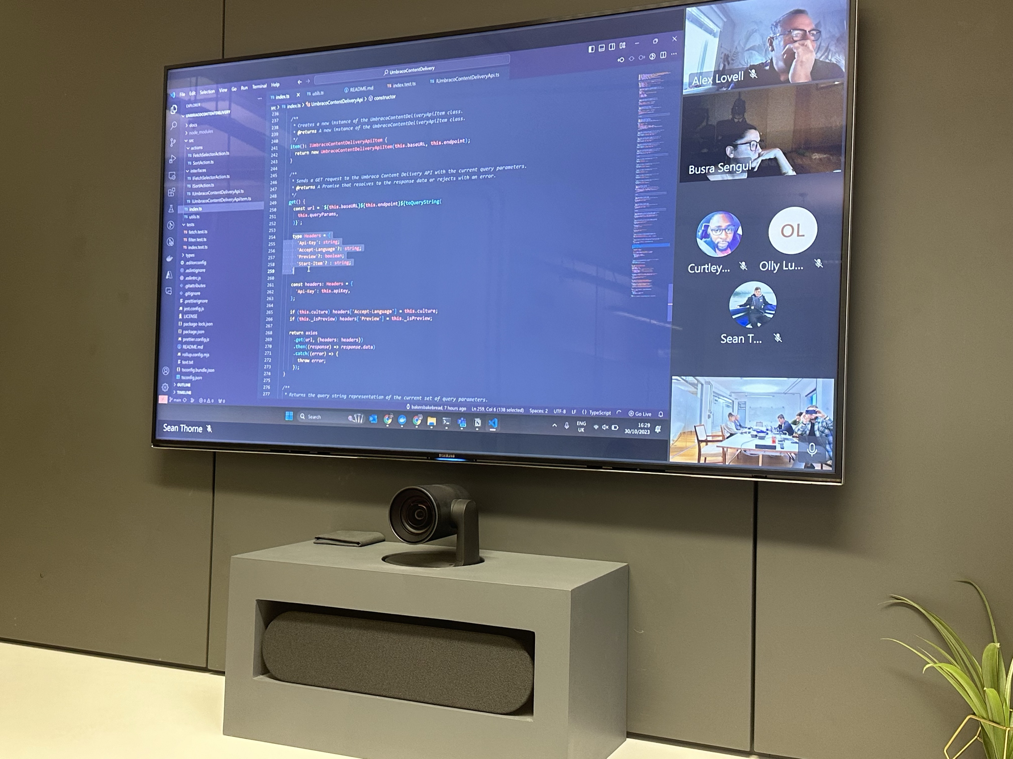 Hacktoberfest, and 5 reasons to contribute to open source